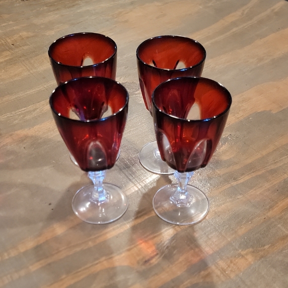 Arcoroc | Dining | Elegant Ruby Red Glass Goblet Set | Poshmark